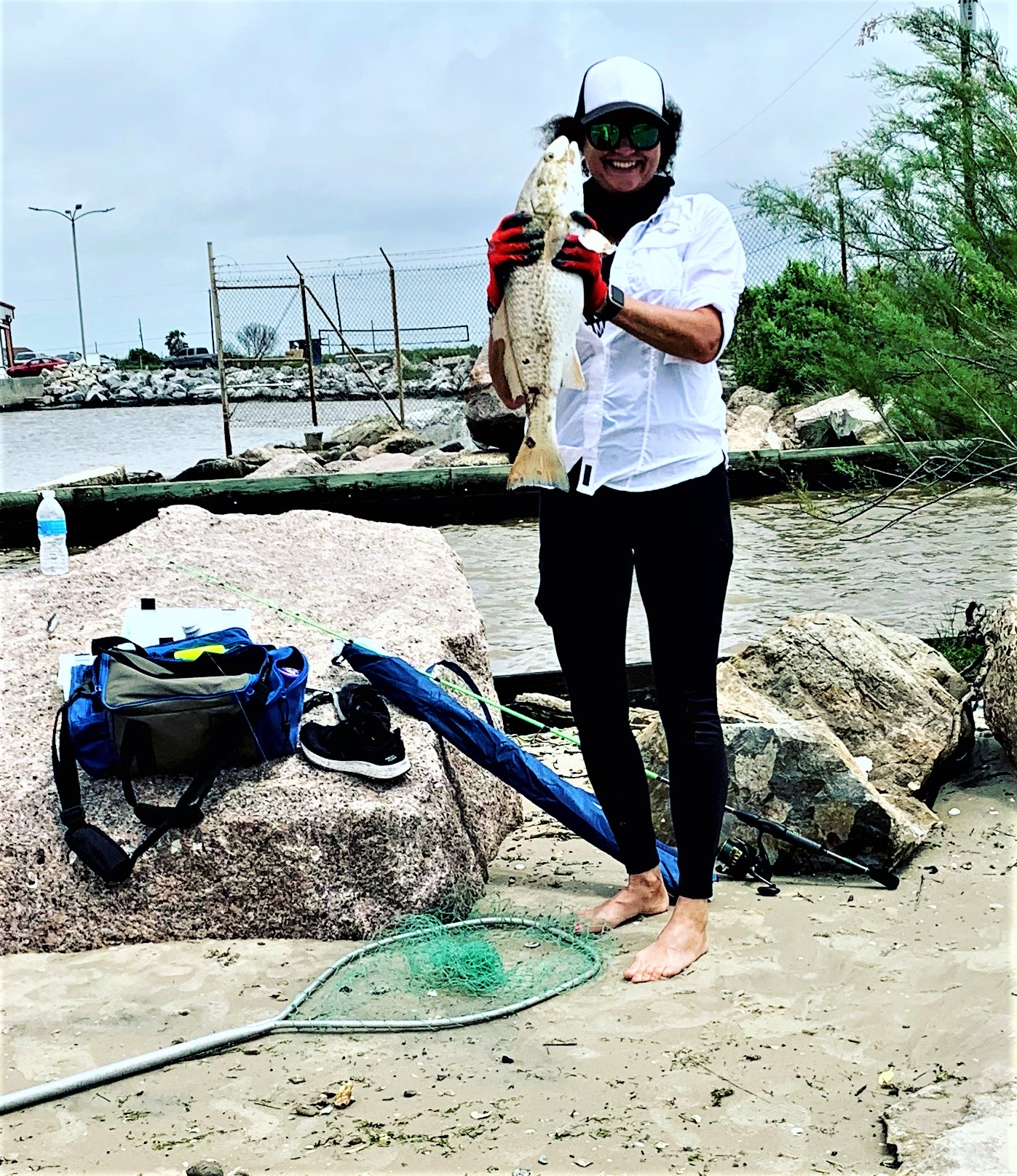 FFN - Susan's FIRST REDFISH - Vamos A Pescar Grant 2021 - Fishing's ...